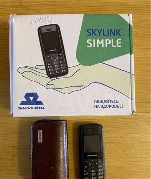 Телефон Skylink simple с чехлом