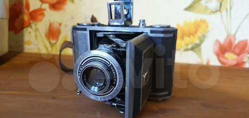 Старинный фотоаппарат Nippon