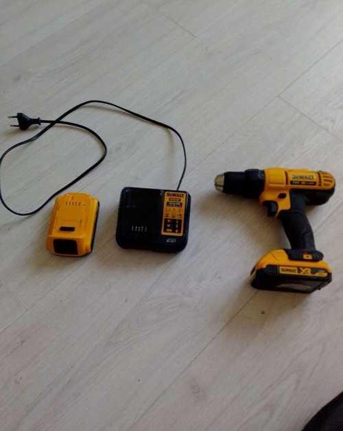 Аккумуляторная дрель шуруповёрт dewalt dcd771-ks б