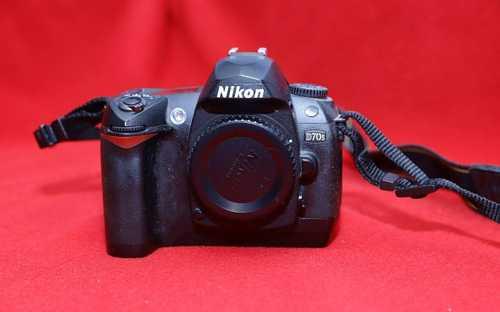 Фотокамера Nikon D70s body