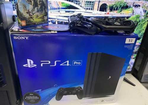 Sony ps4 pro + 3 игры + 2 gamepad