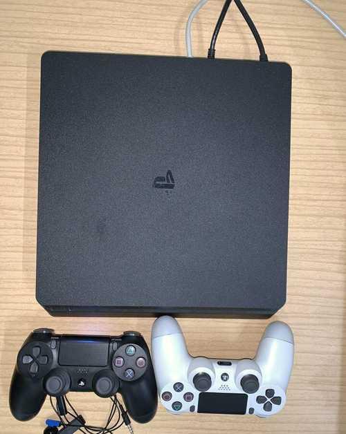 PS4 Playstaion 4 slim 500 гб + 2 DualShock + игры