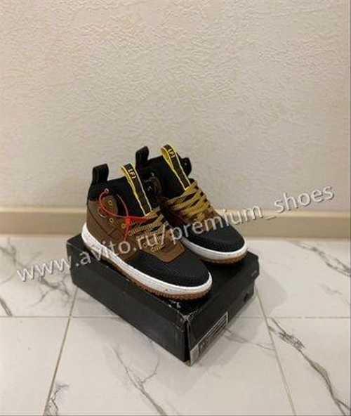 Кроссовки Nike LF1
