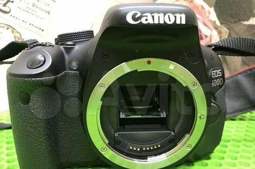 Canon EOS 600D Kit 18-55mm IS II (3900 к)
