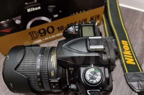 Nikon D90 Зеркальная камера с объективом kit18-105