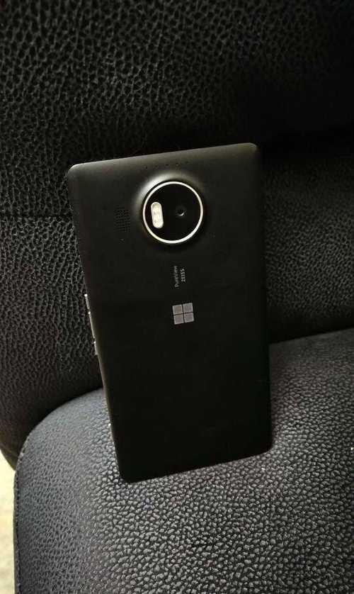Телефон Microsoft Lumia 950 XL Dual SIM