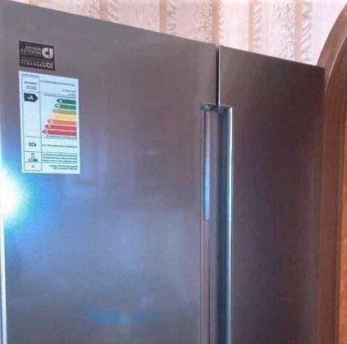 Холодильник Samsung rs62k6130s8