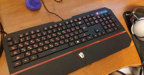 Низкопрофильная клавиатура MSI Interceptor