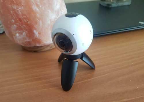 Камера Samsung gear 360