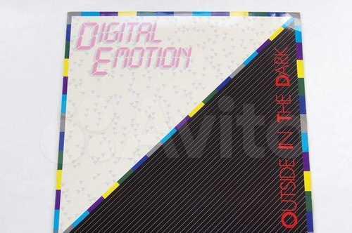 Digital Emotion -1985 Outside In The Dark -Holland