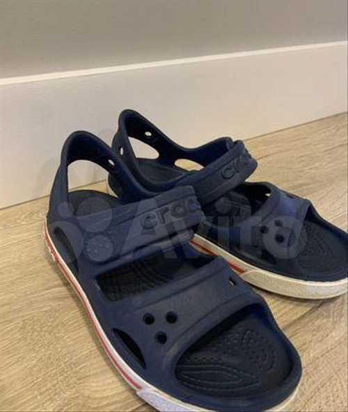 Сандалии crocs j1