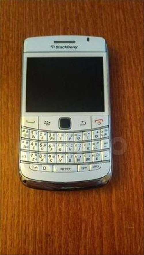 Телефон Blackberry белый