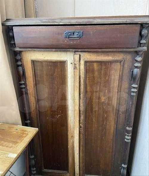 Продаю старинный шкаф
