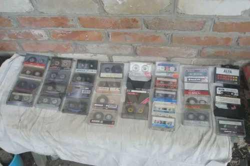Аудио кассеты, аудио CD диски лицензионные