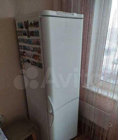 Холодильник Indesit c138g.016