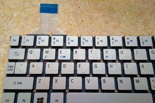 Кнопки клавиатура Acer W700/W701