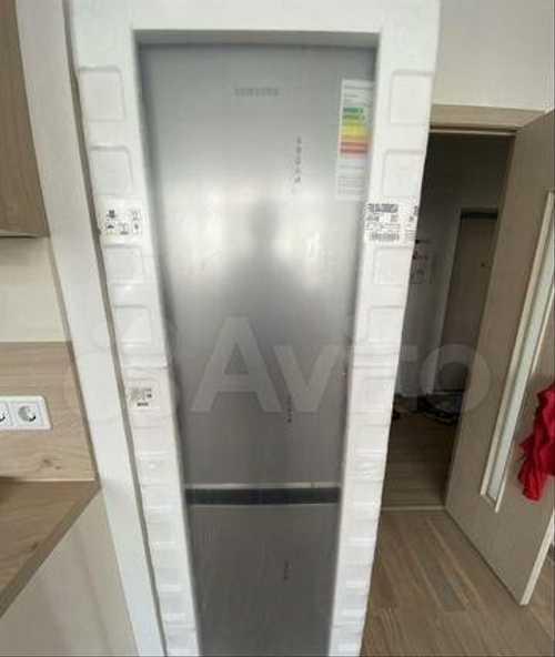 Холодильник Новый Samsung RB30J3000SA
