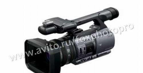 Видеокамера Sony DCR-VX2200