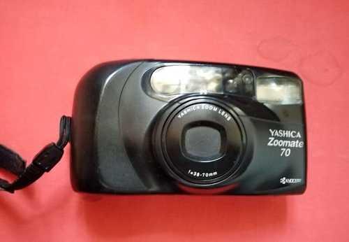 Пленочный фотоаппарат Yashica Zoomate 70 с чехлом