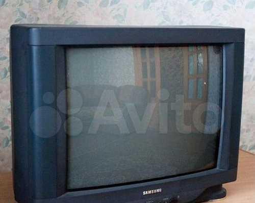 Два телевизора на зап.части Hitachi и Samsung