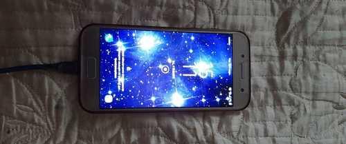 Продам телелефон samsung galaxy A3