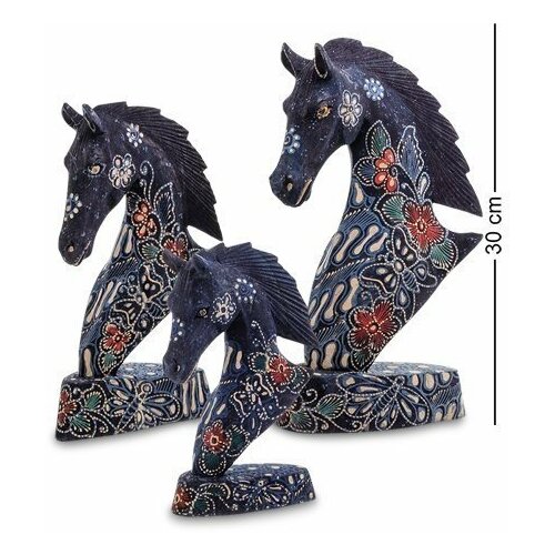 Фигурка Лошадь набор из трех 25,20,15 см (батик, о. Ява) 10-015 113-402381