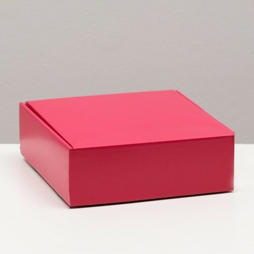 Коробка самосборная, красная, 23 х 23 х 8 см 7 шт