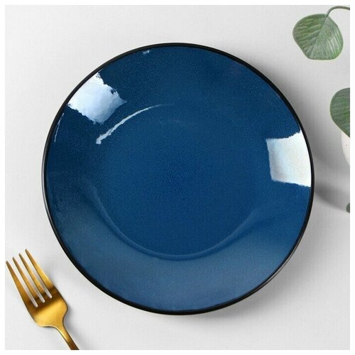 Тарелка керамическая десертная Доляна «Глянец», d=20 см, цвет синий