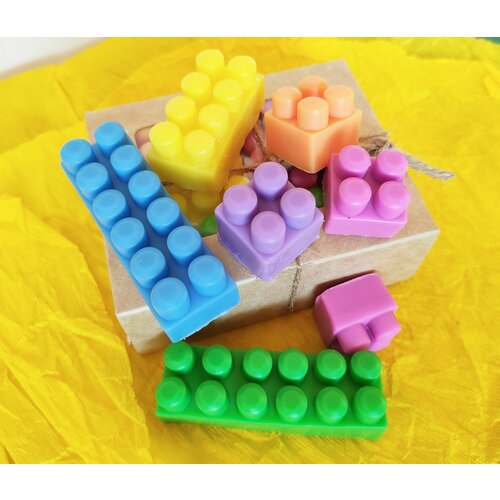 Набор мыла ручной работы в виде лего кубиков
