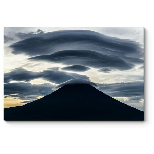 Модульная картина Линейные облака над горой 130x87
