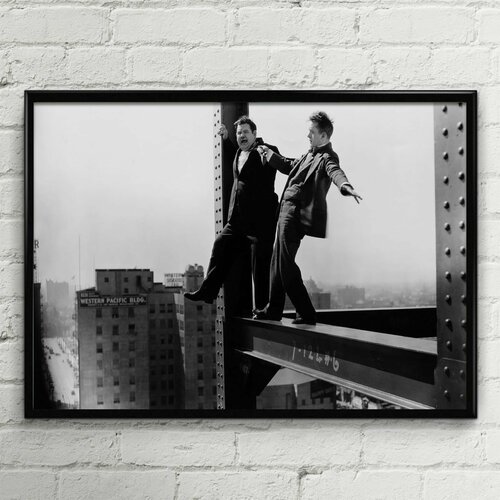 Постер "Мужчины в смокингах на балке на высотке" из коллекции "Креатив" А4