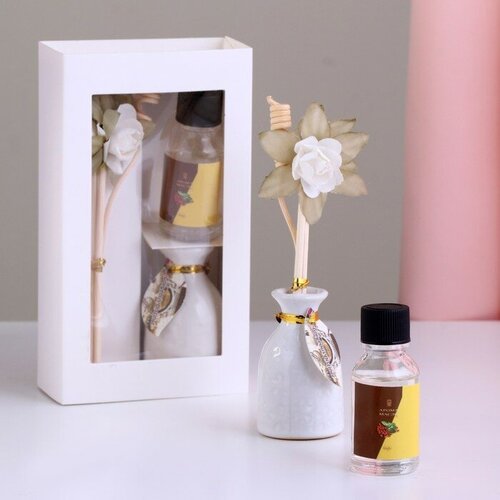 Подарочный набор с аромамаслом 15 мл "Ваза с цветком", аромат кофе