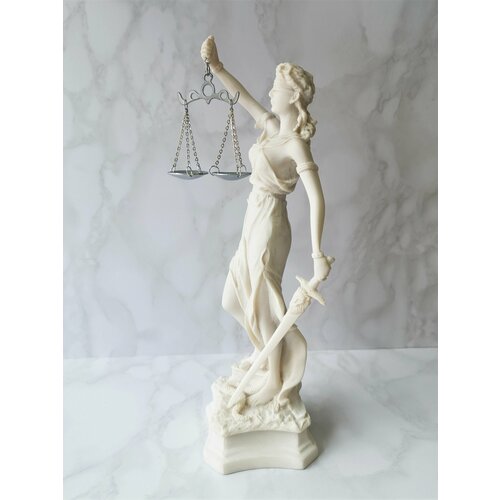 Статуэтка Фемида богиня правосудия, 30см, белый, мраморная крошка