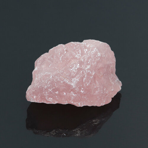 Камень натуральный "Розовый Кварц" (Мадагаскар), необработанный 60-70 г (46-53 мм)