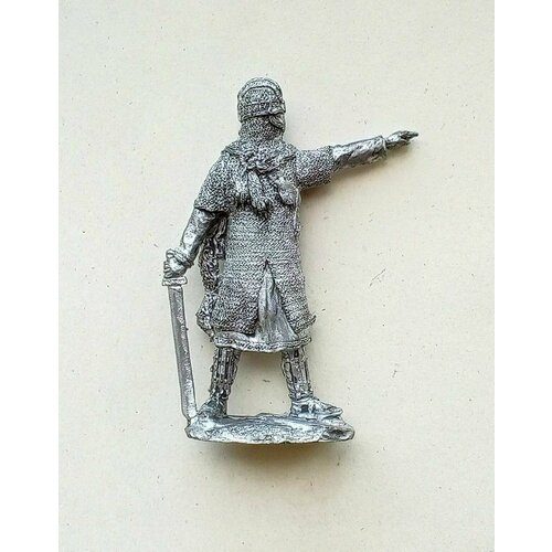 Знатный викинг, ярл, воин 9-11 века. Оловянная коллекционная фигурка. Размер 65 мм
