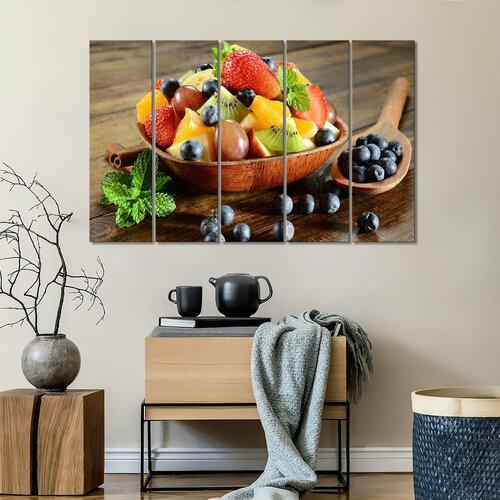 Модульная картина/Модульная картина на холсте в подарок/ Ягоды и фрукты в деревянной посуде/Berries and fruits in a wooden bowl 125х80
