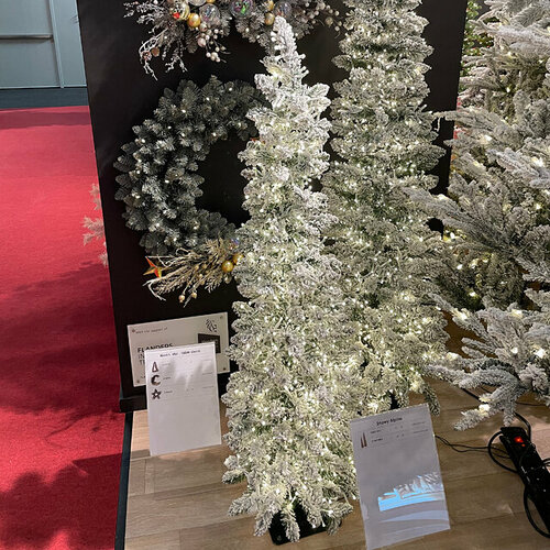 A Perfect Christmas Искусственная елка с гирляндой Alpine заснеженная 228 см, 1980 теплых белых ламп, ПВХ 31SAP228CL