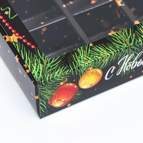 Упаковка для конфет 16 шт «Новогодние ветви», 17,7 х 17,7 х 3,8 см (комплект из 20 шт)
