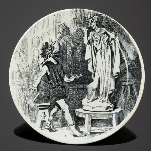 Тарелка декоративная с юмористическим изображением Пигмалиона и Галатеи, фаянс
