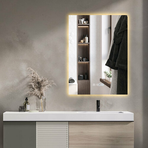 Зеркало для ванной Qwerty 120*80 прямоугольное вертикальное c часами и подогревом