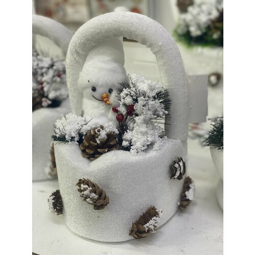 Новогодняя декорация снеговик в круглой коробке 45 см белый