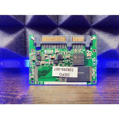 SSD диск Foxline HalfSlim 8Gb fldmhs008G для неттопов и тонких клиентов