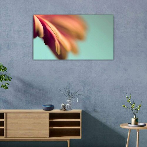 Картина на холсте 60x110 LinxOne "Макро, цветок, растение, лепестки" интерьерная для дома / на стену / на кухню / с подрамником