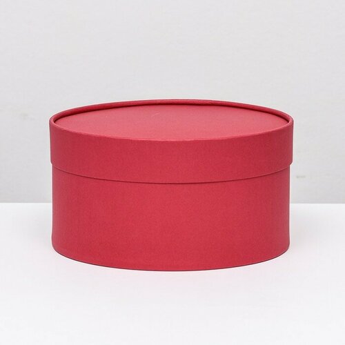 Подарочная коробка "Frilly" красный бархат, завальцованная без окна, 21 х 11 см