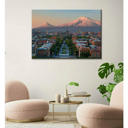 Интерьерная картина на холсте на стену в спальню, гостиную, прихожую, детскую, кухню, офис/ Вид на город Ереван Армения 40х60