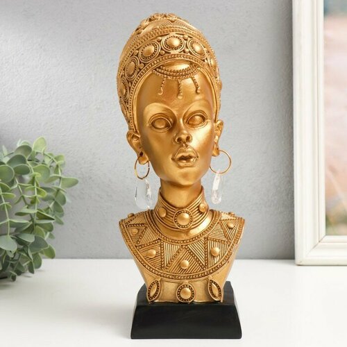 Сувенир полистоун бюст "Африканка в украшениях с серьгами" золото 27х12,5х10,5 см