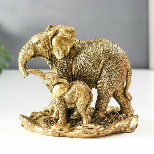 Сувенир полистоун "Слон со слонёнком" золото 9.5х7.5х11.5 см