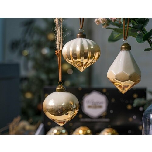 Набор стеклянных шаров и украшений конжеле, 8-9 см, 12 шт, Winter Deco 19039-23323