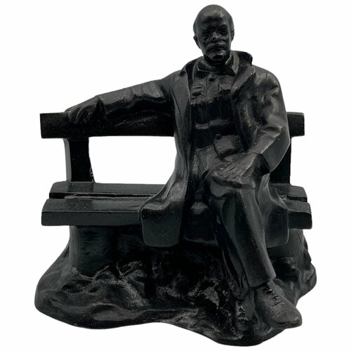 Чугунная статуэтка "Ленин на скамейке" 1968 г. Куса, СССР