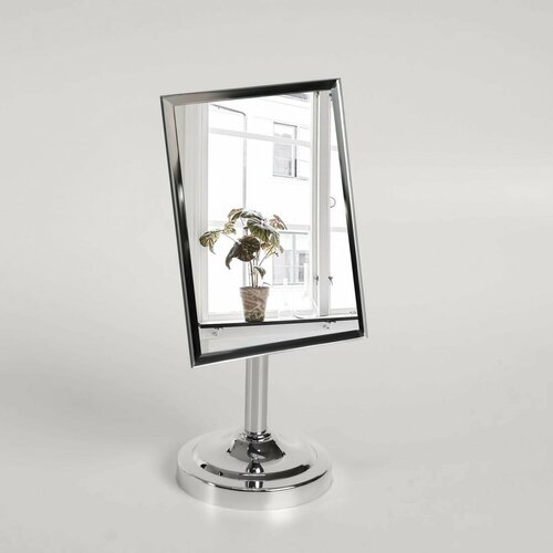 Зеркало настольное, зеркальная поверхность 13 × 16 см, цвет серебристый